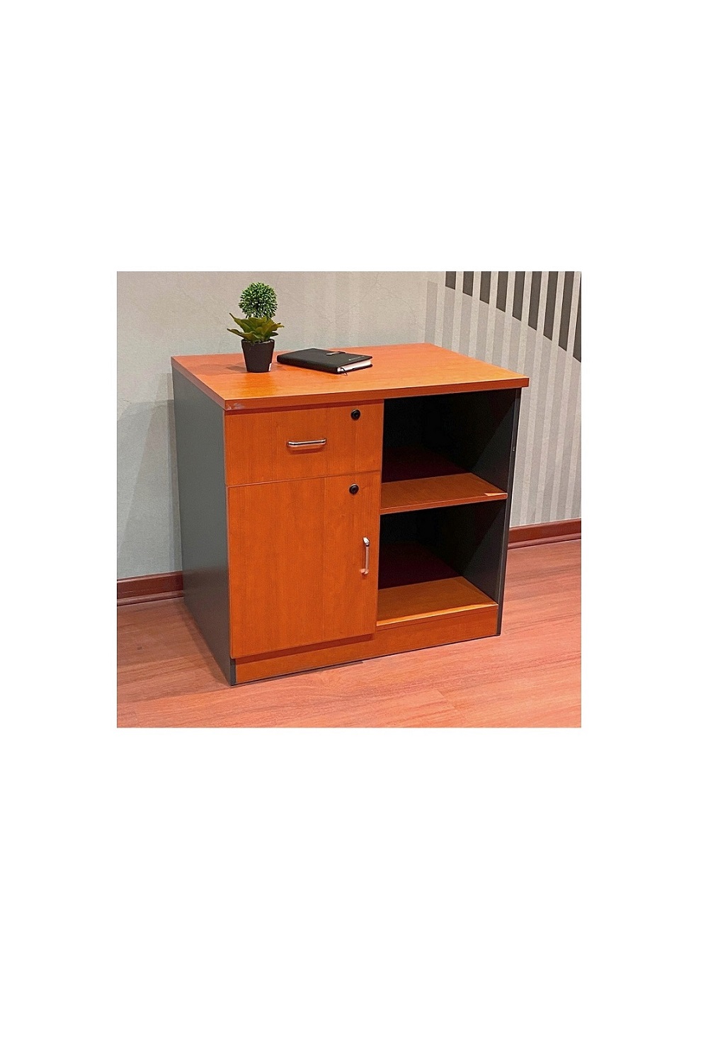 COD. 1535 / ESTANTE SEVILLA – COLOR MAPLE – OFFICENTER CHILE